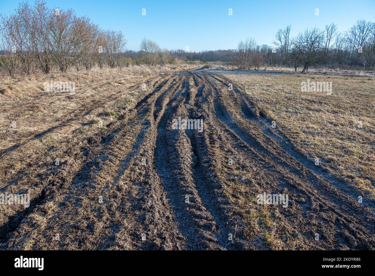 Pathway for tractor hi-res stock photography and images - Alamy
