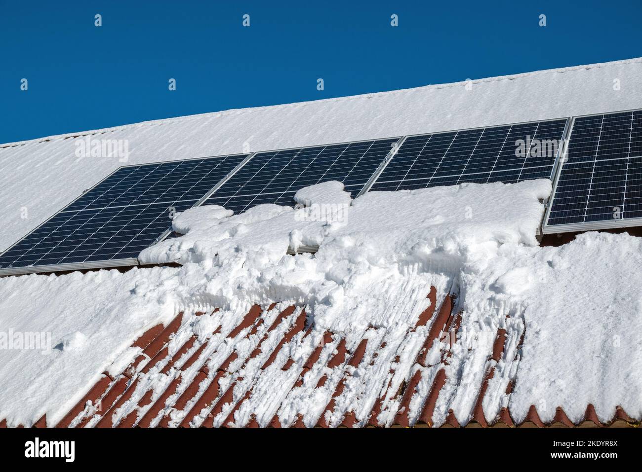 Under crust house hi-res stock photography and images - Alamy