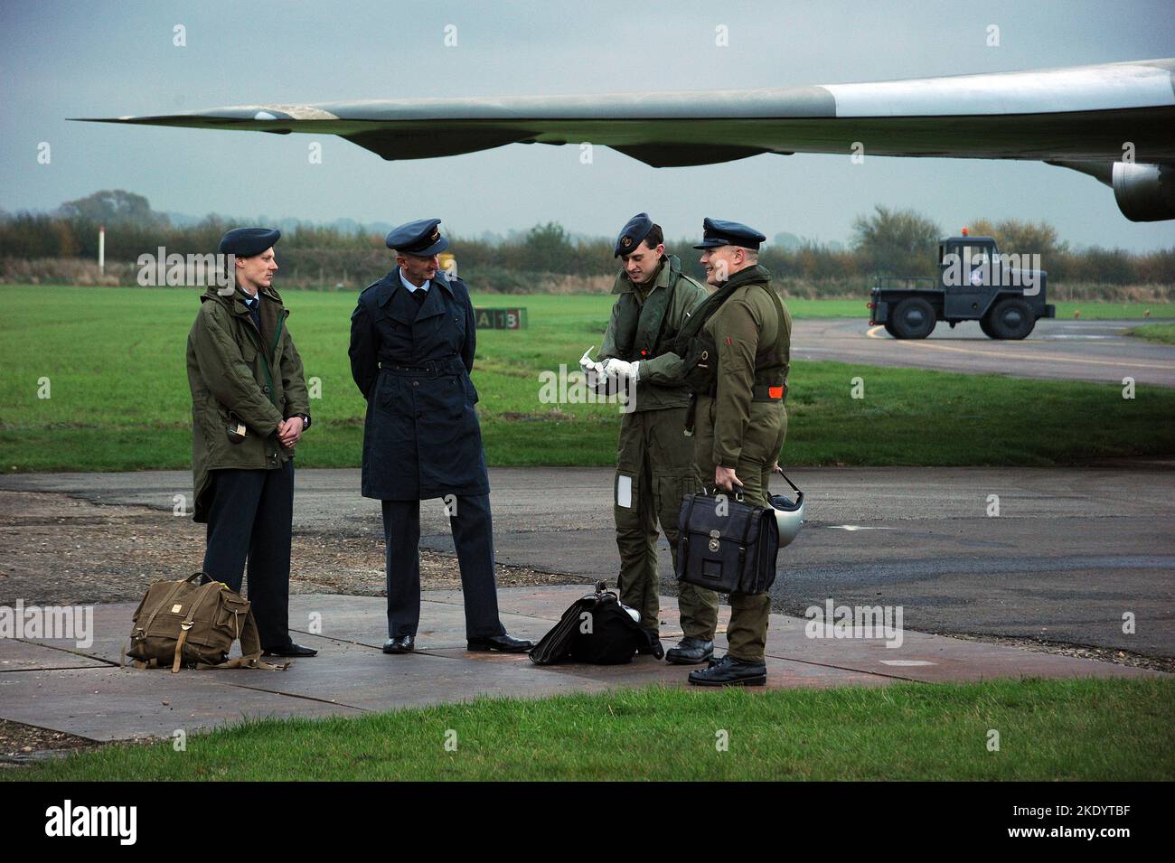 Re-enactors with XM655 at Wellesbourne Stock Photo - Alamy
