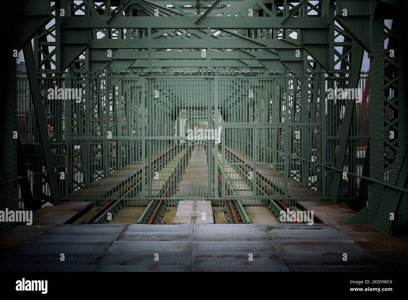 A view through the metallic structure of the De Hef bridge in Rotterdam ...