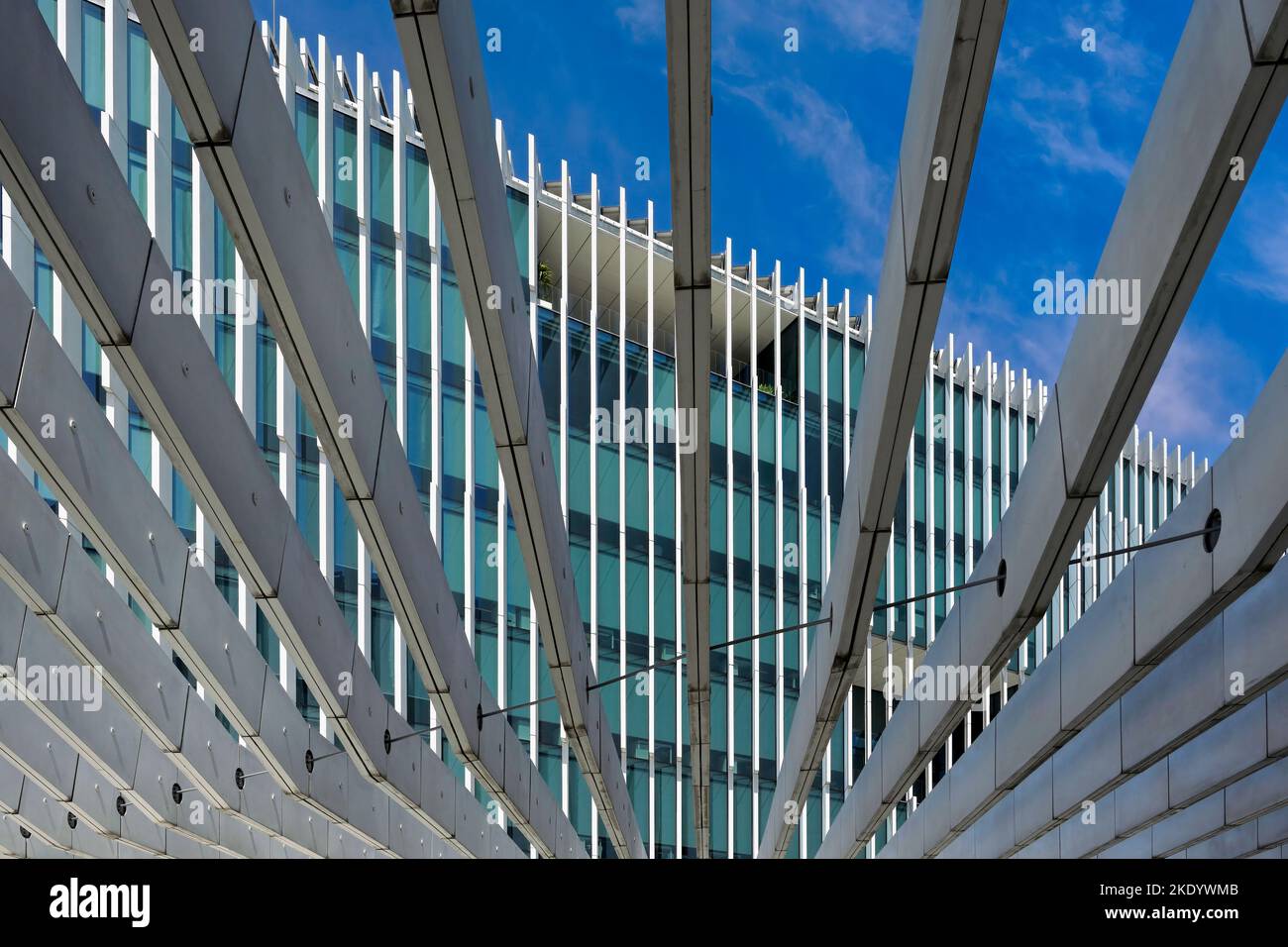 Headquarters structure hi-res stock photography and images - Alamy