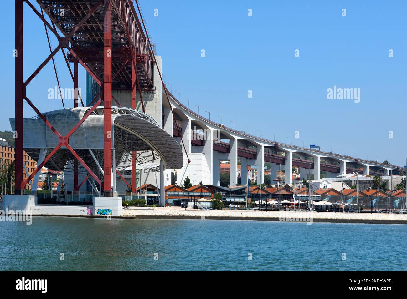 25 April suspension bridge over the Tagus river, Lisbon, Portugal Stock ...