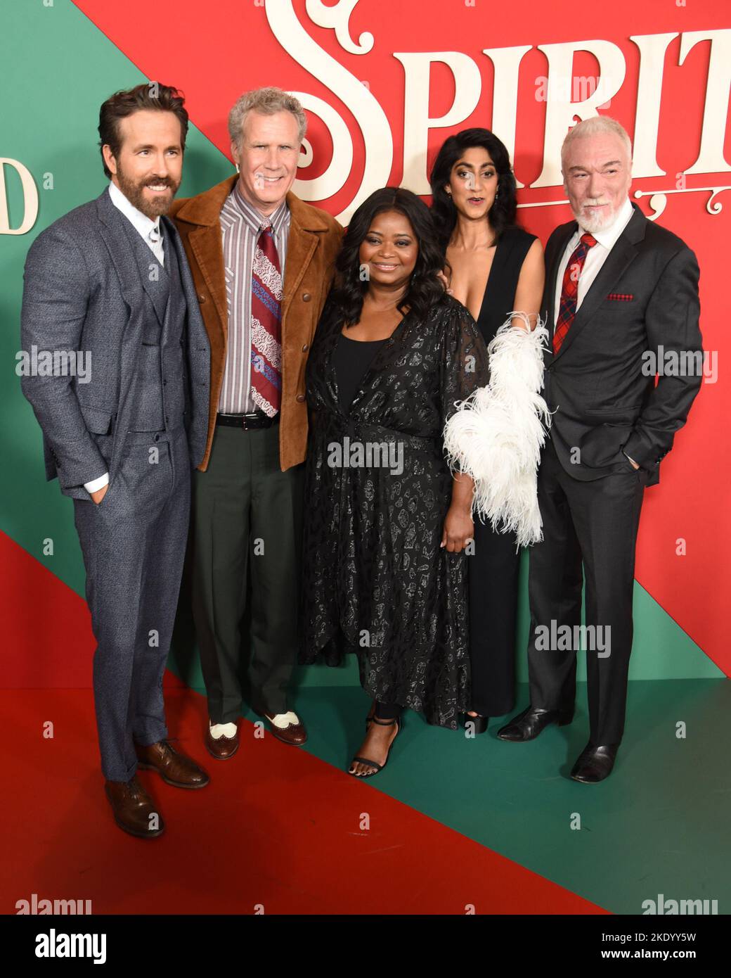 07 November 2022 - New York, New York - Ryan Reynolds, Will Ferrell ...