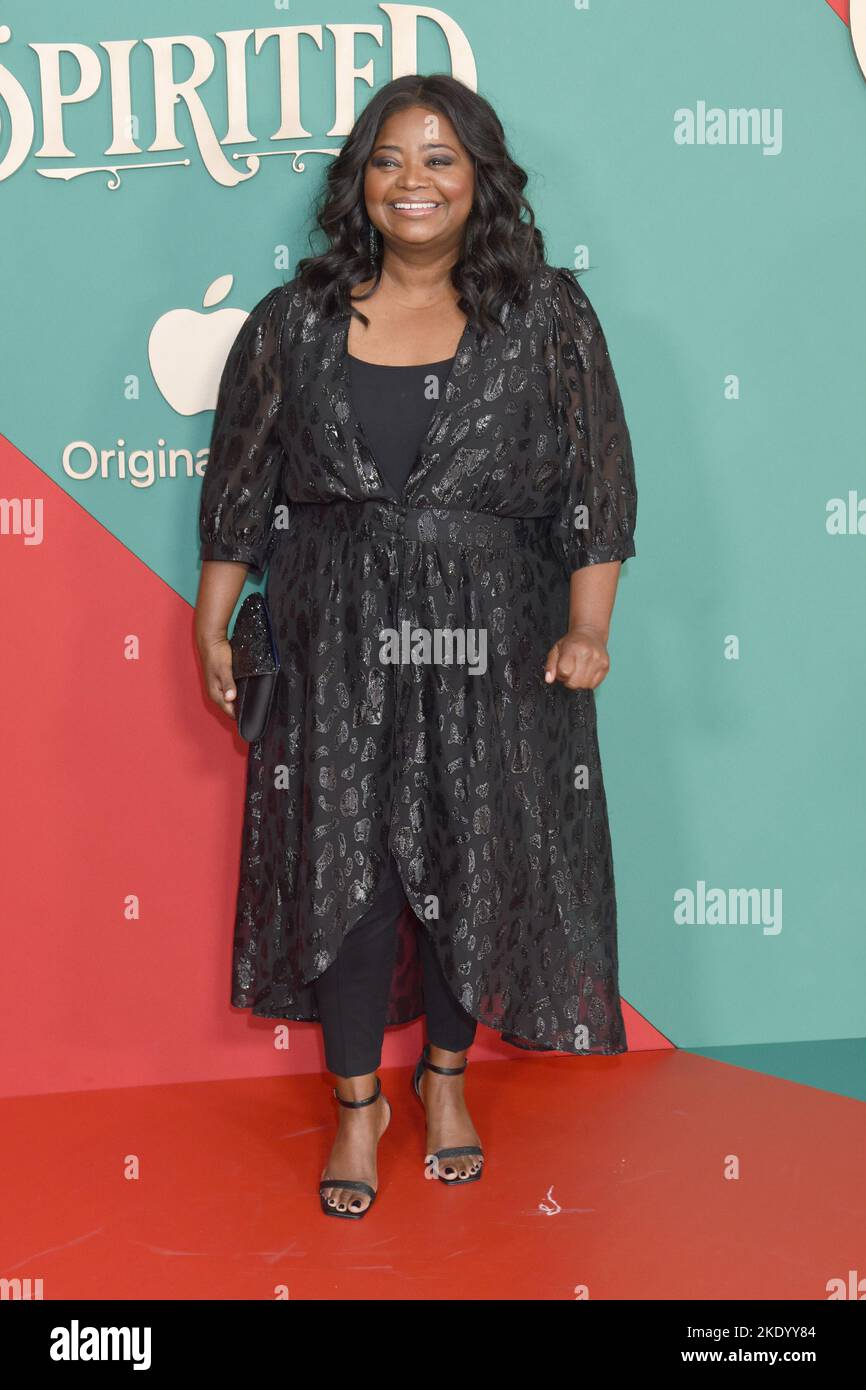07 November 2022 - New York, New York - Octavia Spencer at the Apple ...