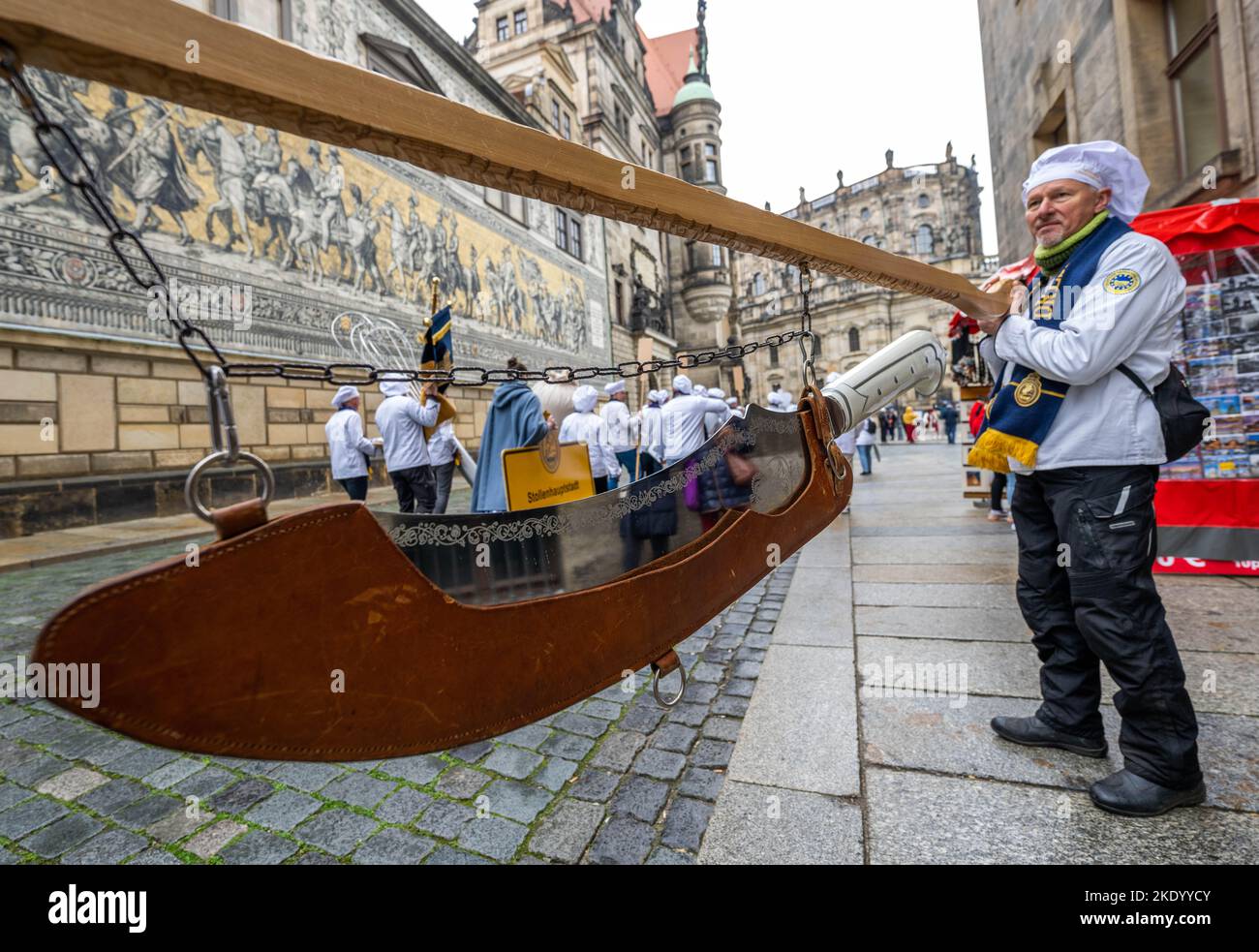 Dresden, Germany. 09th Nov, 2022. Around 20 Dresden stollen bakers ...