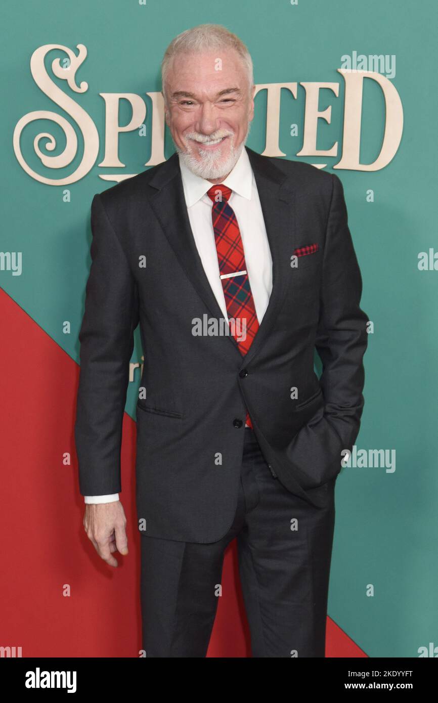 07 November 2022 - New York, New York - Patrick Page at the Apple ...