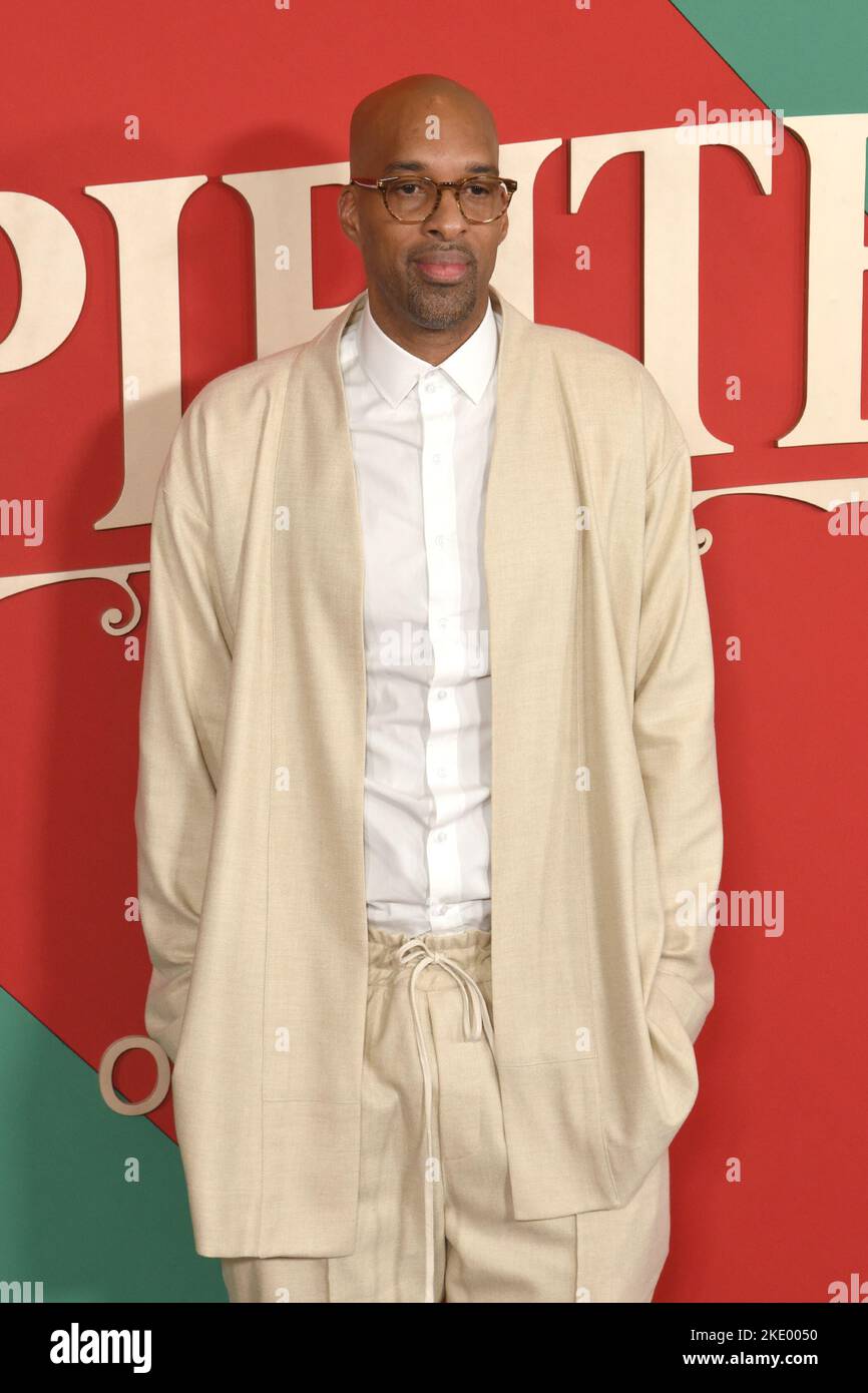 07 November 2022 - New York, New York - Loren Woods at the Apple ...