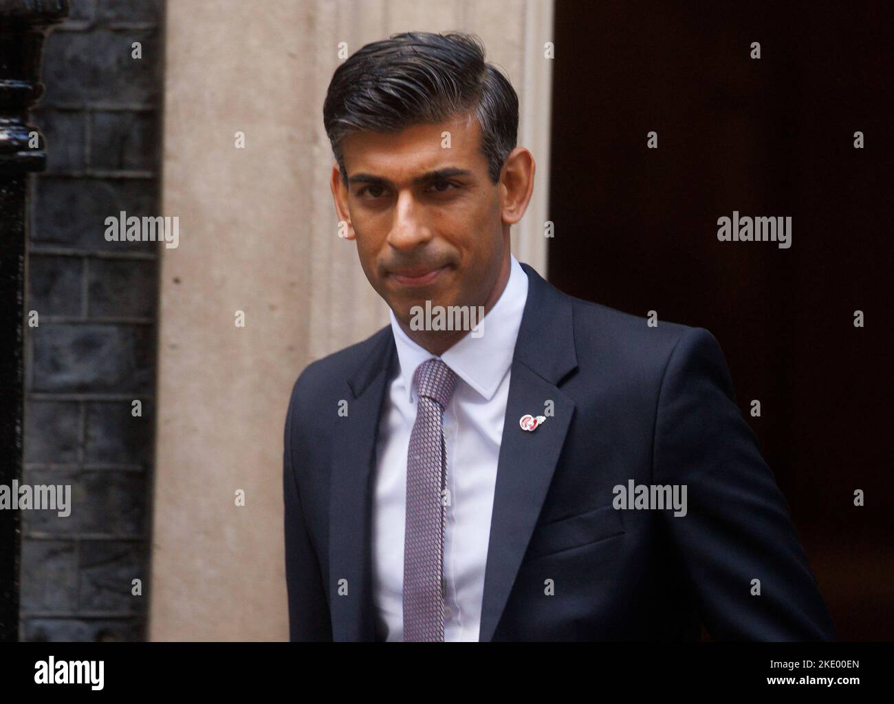 London, UK. 9th Nov, 2022. Prime Minister, Rishi Sunak, leaves Number 10 to go to Parliament for ...