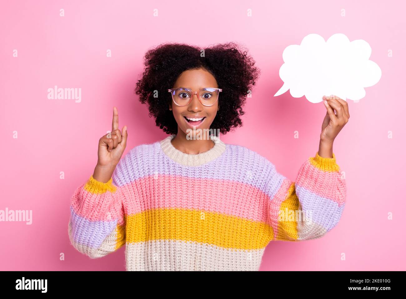 Photo of young beautiful impressed kid girl finger direct up genius ...