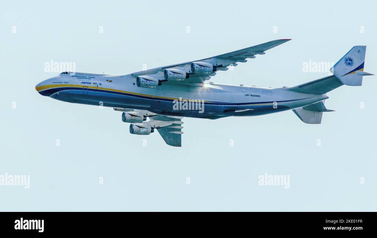 The world's largest transport aircraft, Ukrainian Antonov An-225 Mriya ...