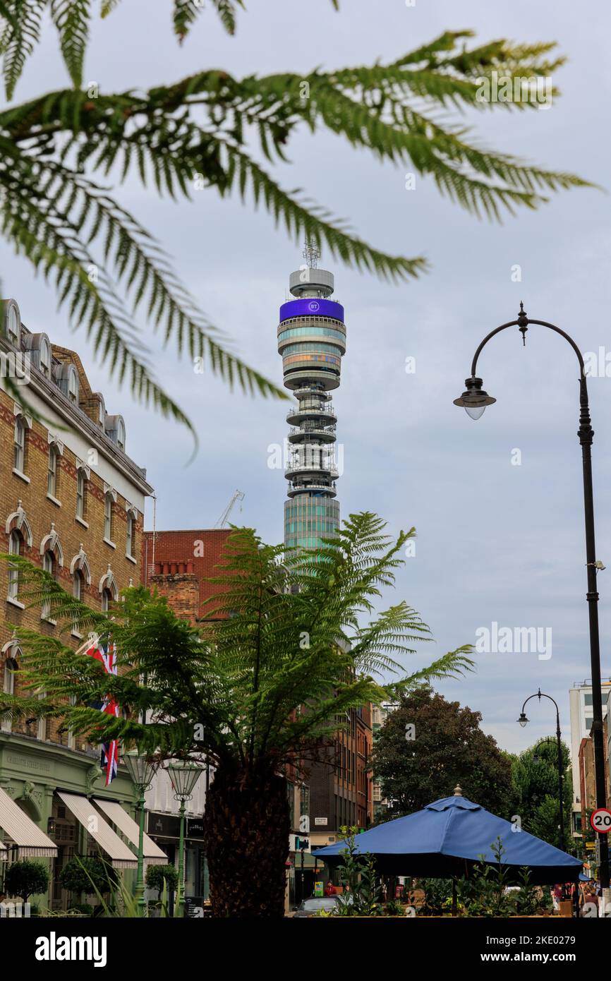 London vertical hi-res stock photography and images - Alamy