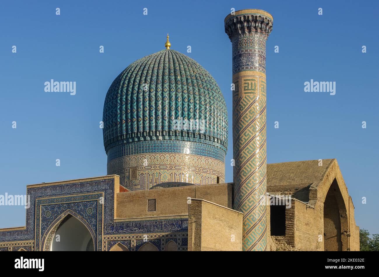 Mausoleum of tamerlane hi-res stock photography and images - Alamy