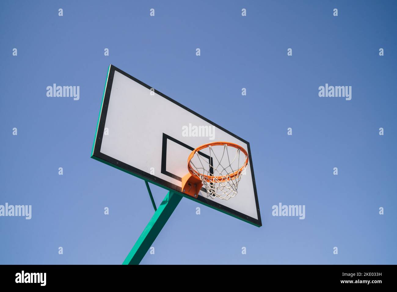 A basketball hoop in a public recreational area Stock Photo - Alamy
