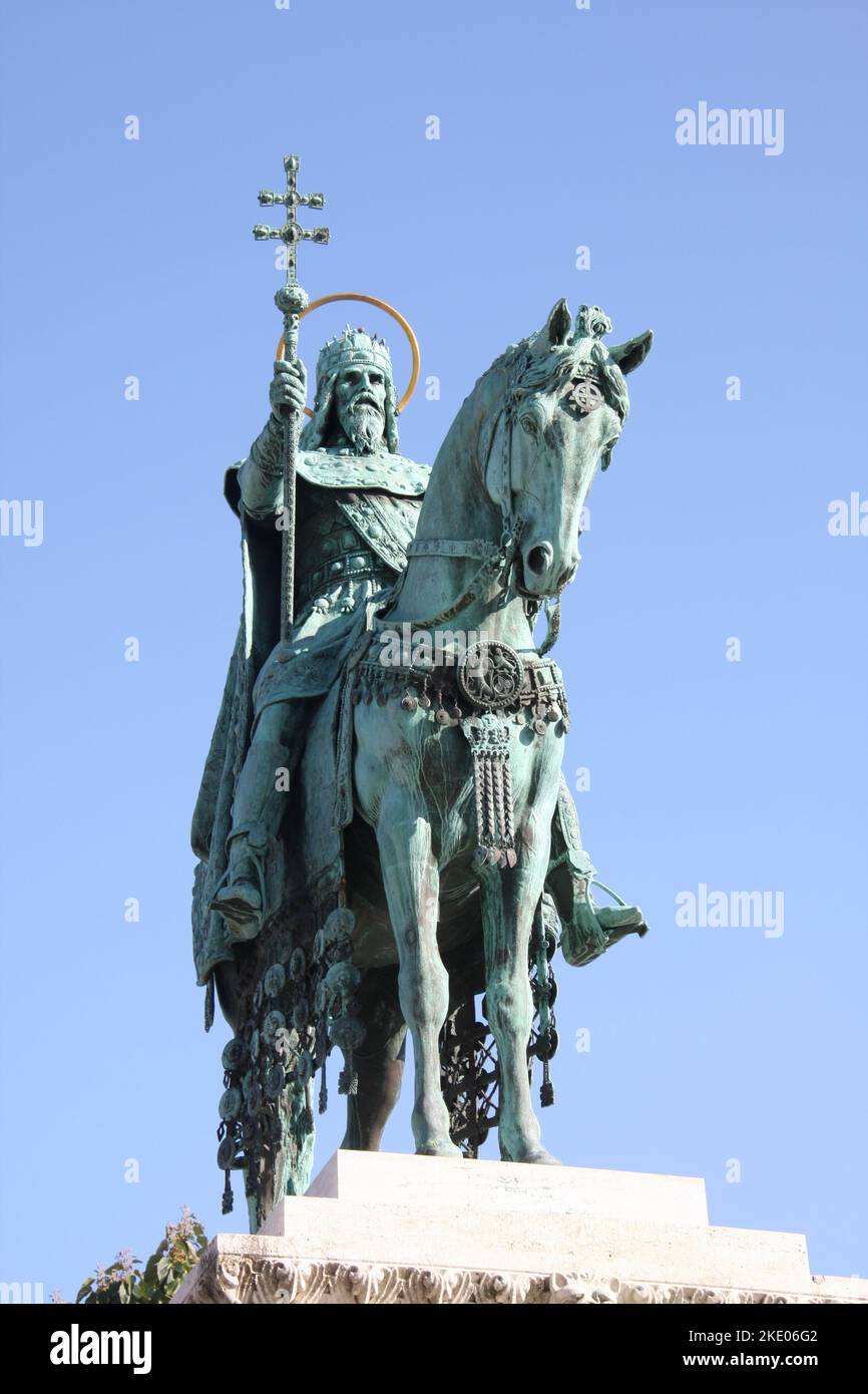A vertical shot of the statue in Budapest, Hungary Stock Photo - Alamy