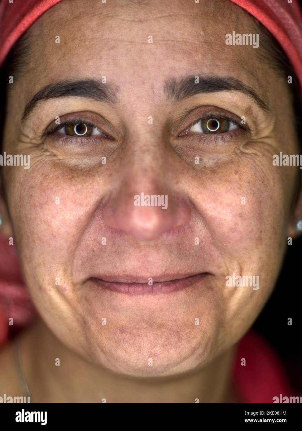 Close up hispanic woman hi-res stock photography and images - Alamy