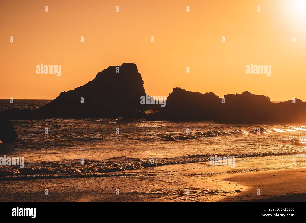 Colorful sunset along pacific coast hi-res stock photography and images ...