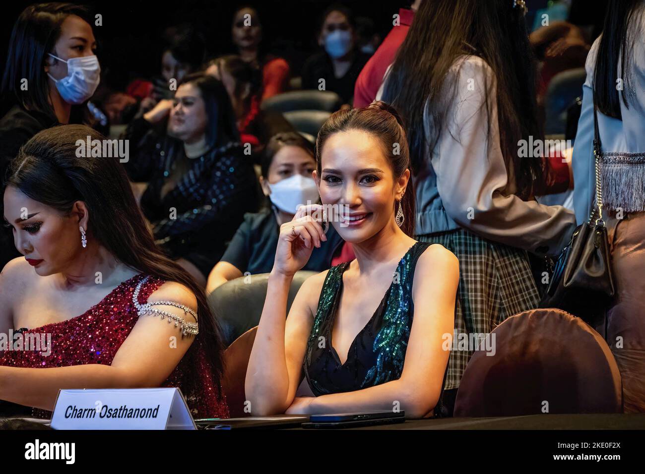 Miss universe thailand 2006 winner hi-res stock photography and images ...