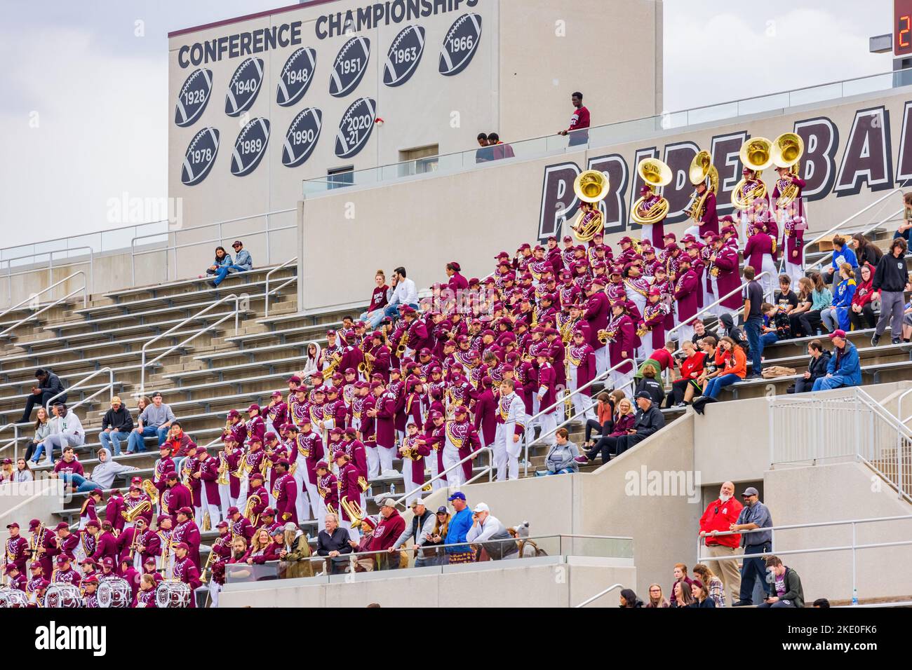 Missouri, OCT 29 2022 - Musical performance in Robert W. Plaster ...