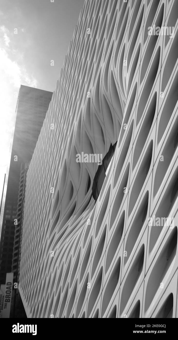 A vertical grayscale shot of the exterior of Broad Art Museum in Los ...