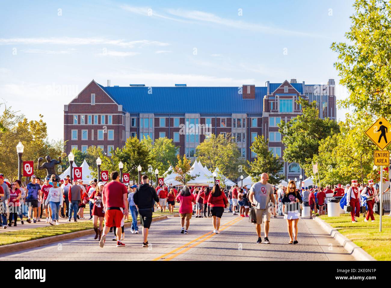 Oklahoma, OCT 15 2022 - Many visitor join the Homecoming parade Stock ...