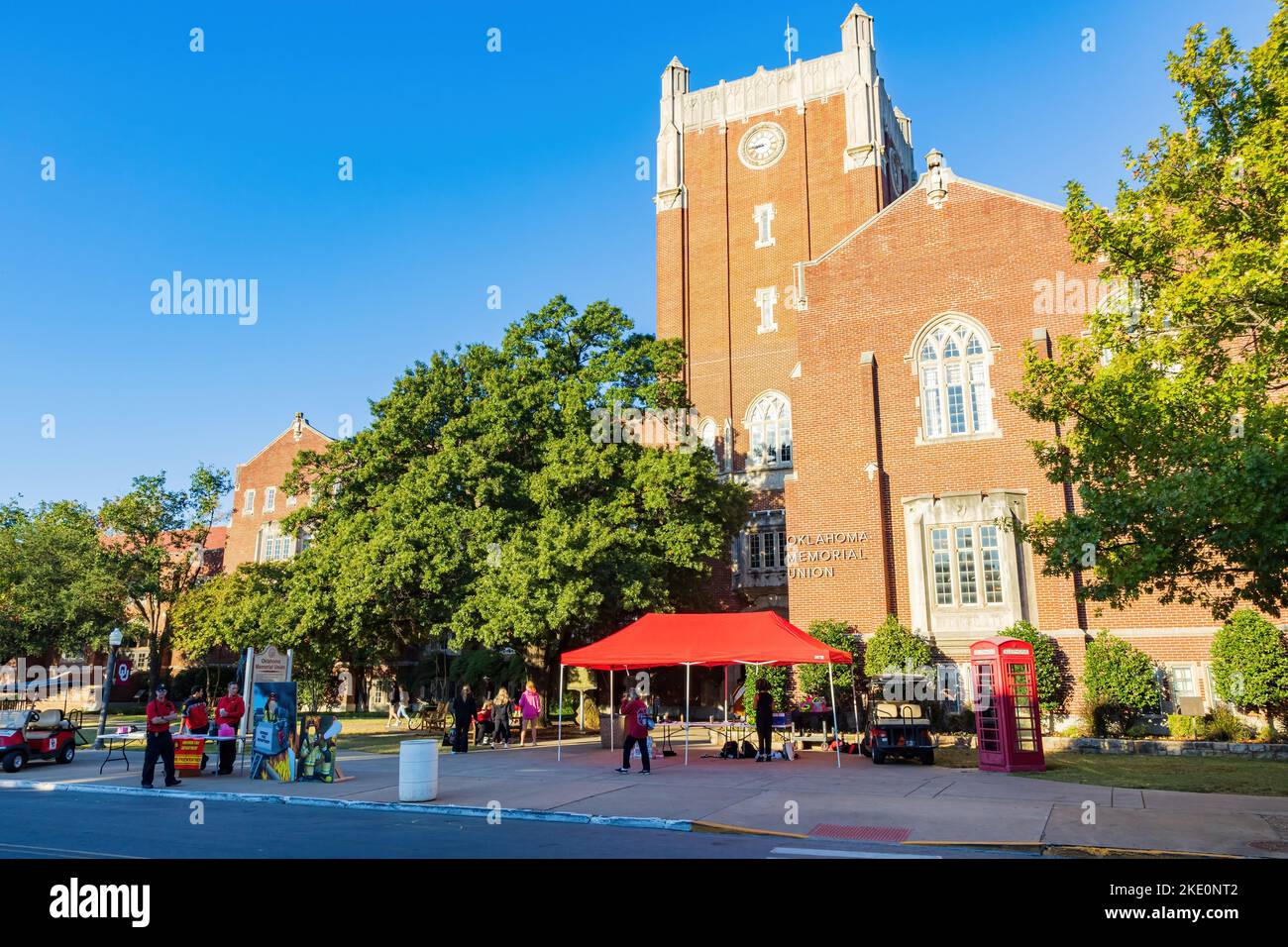 Oklahoma, OCT 15 2022 - Sunny view of the campus of OU during ...