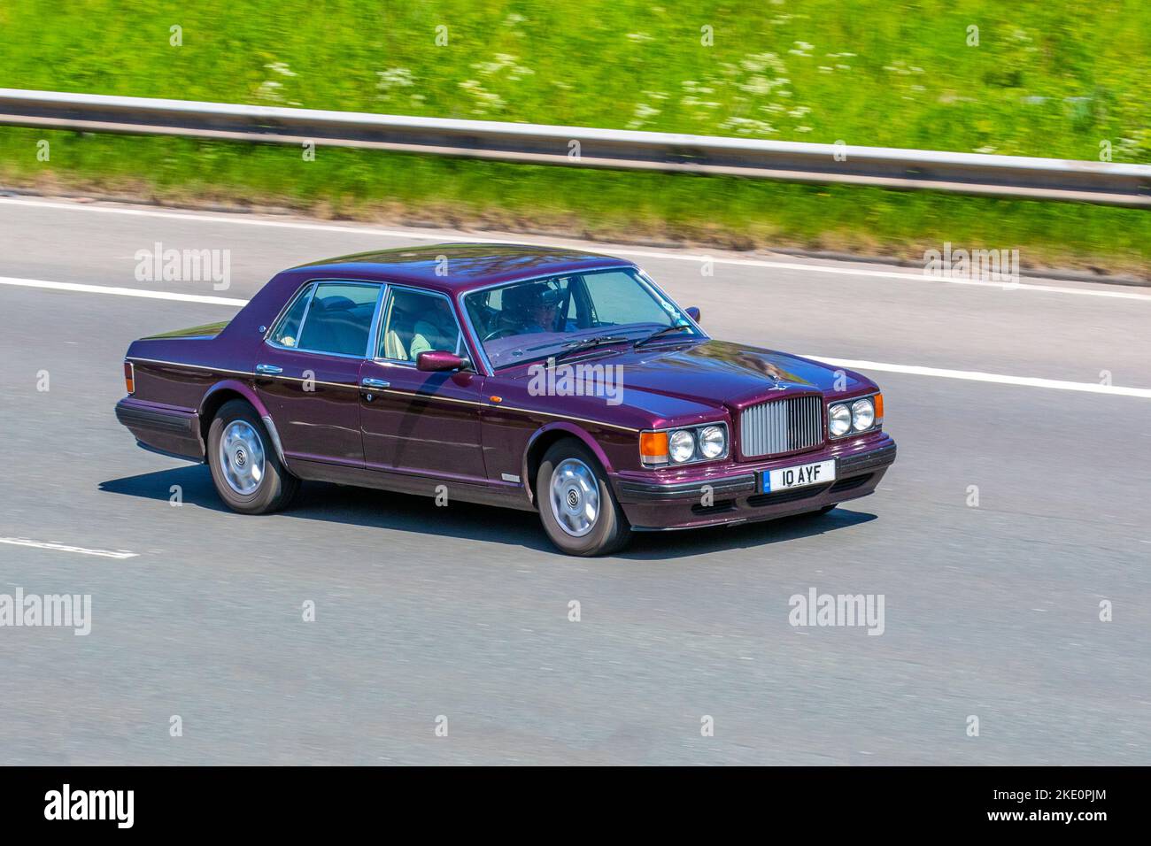 1996 90s nineties luxury British saloon Bentley, British automobile ...
