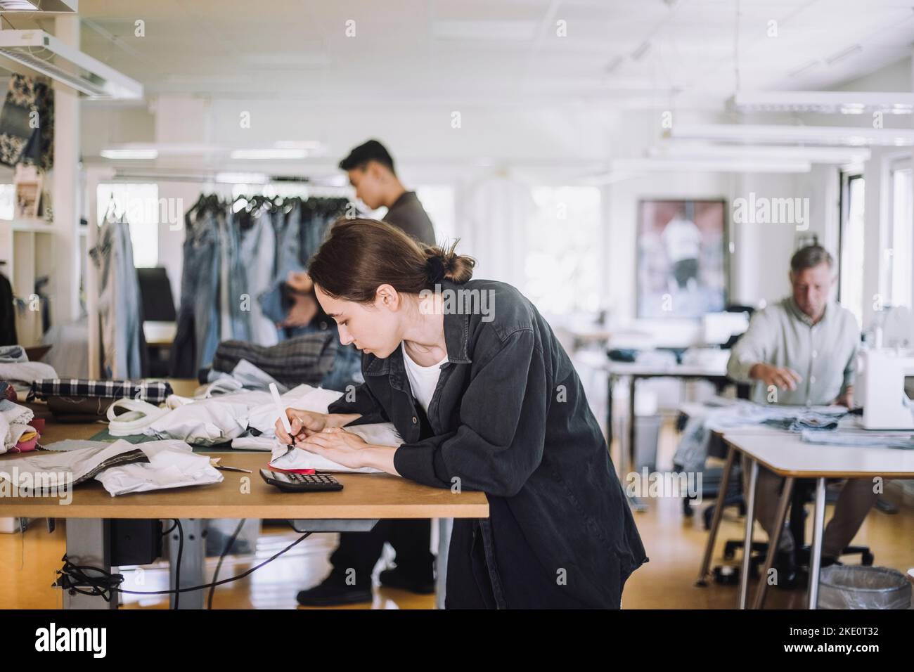 Sustainable fashion company hi-res stock photography and images - Alamy