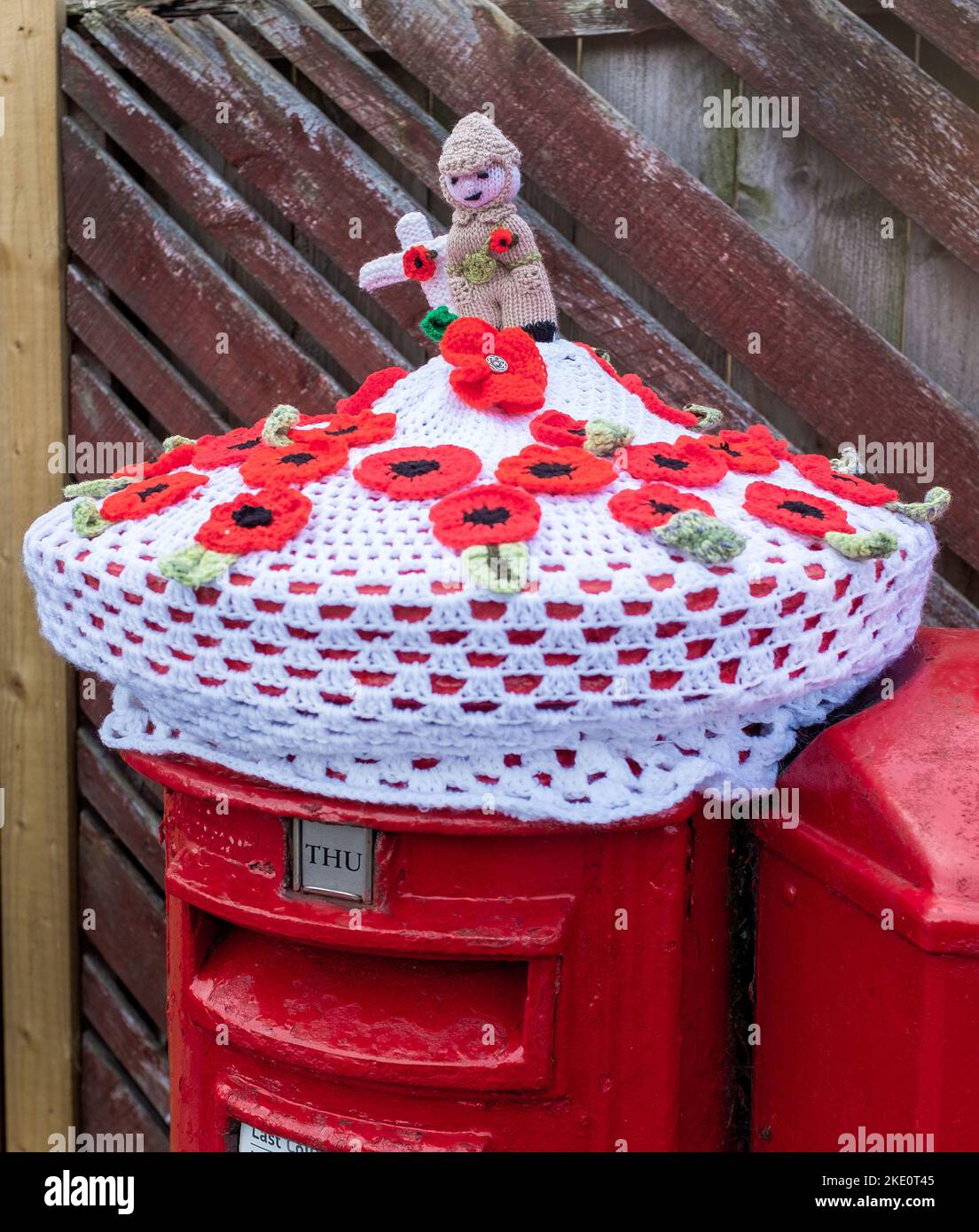 Troon, UK. 09th Nov, 2022. Decorative crochet for Remembrance Day ...