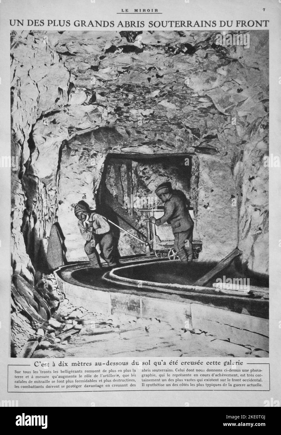 WW1 - The Great War - digging an underground shelter at 34' depth Stock ...