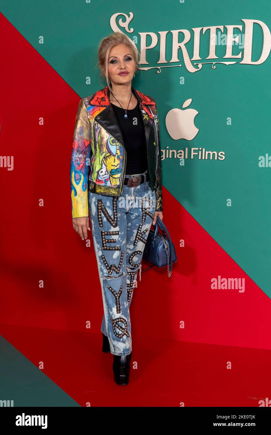 New York, United States. 07th Nov, 2022. Orfeh attends the Apple ...