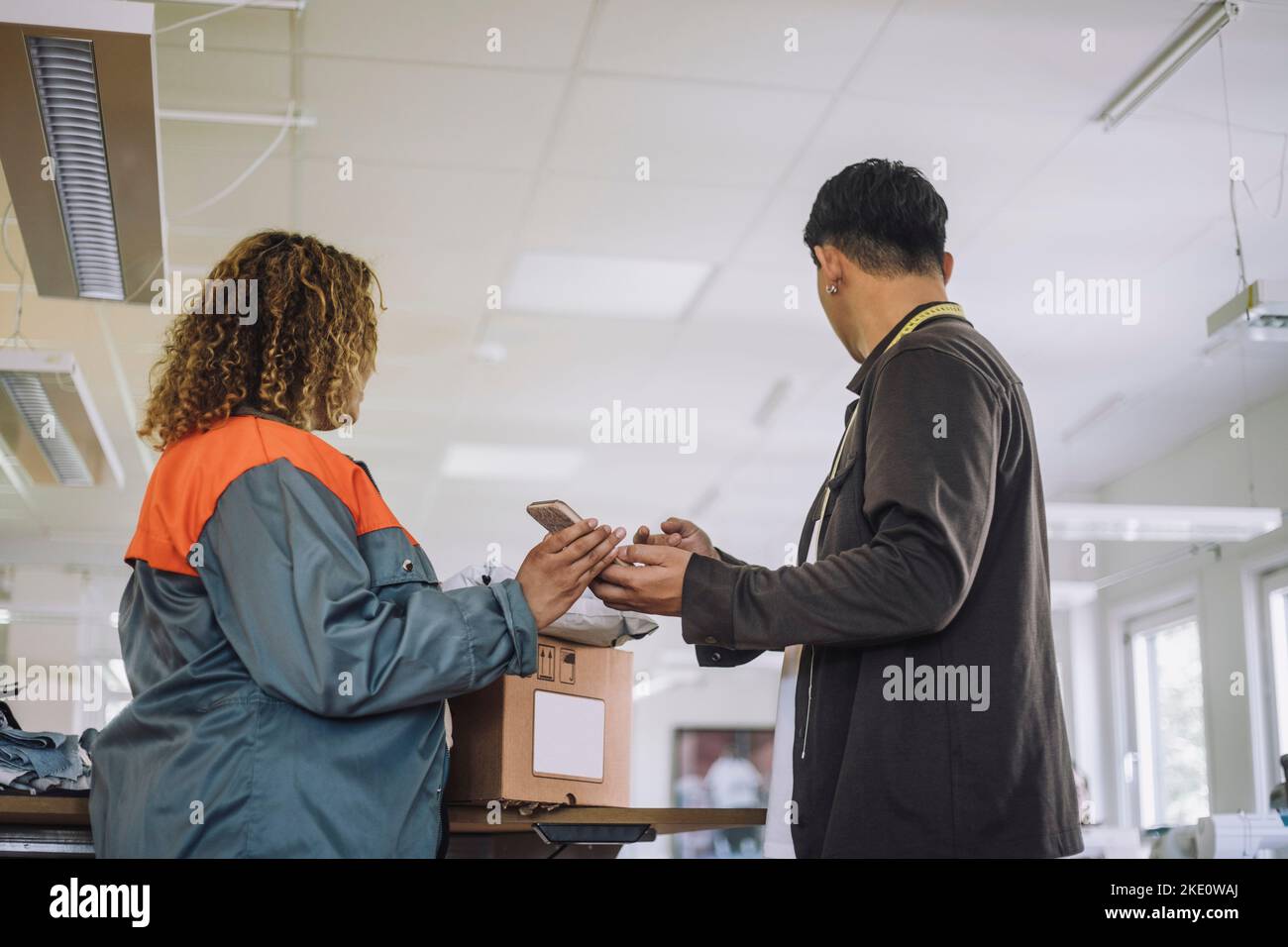 Group of business people from side hi-res stock photography and images ...