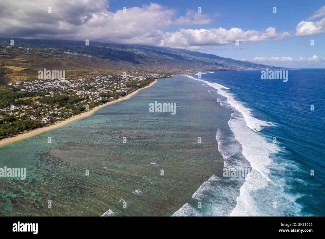 An aerial view of Reunion Island and the Indian ocean on a sunny day ...