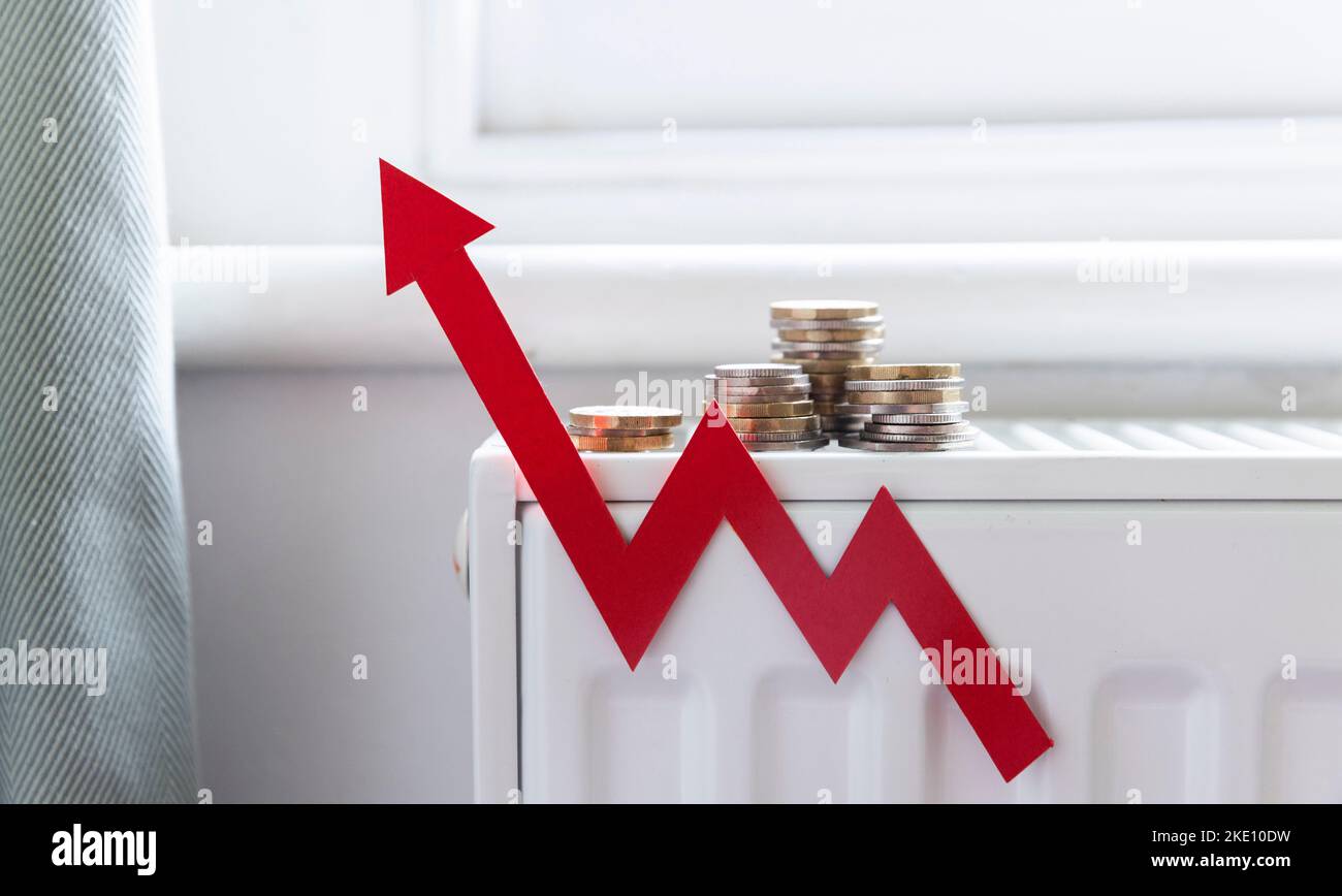 Increasing coins arrow hi-res stock photography and images - Alamy Increasing coins arrow hi-res stock photography and images - Alamy