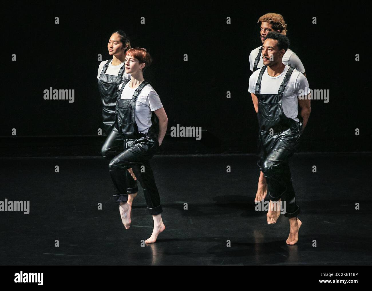 London, UK. 09th Nov, 2022. The ensemble dance m/y-kovsky. Julie ...