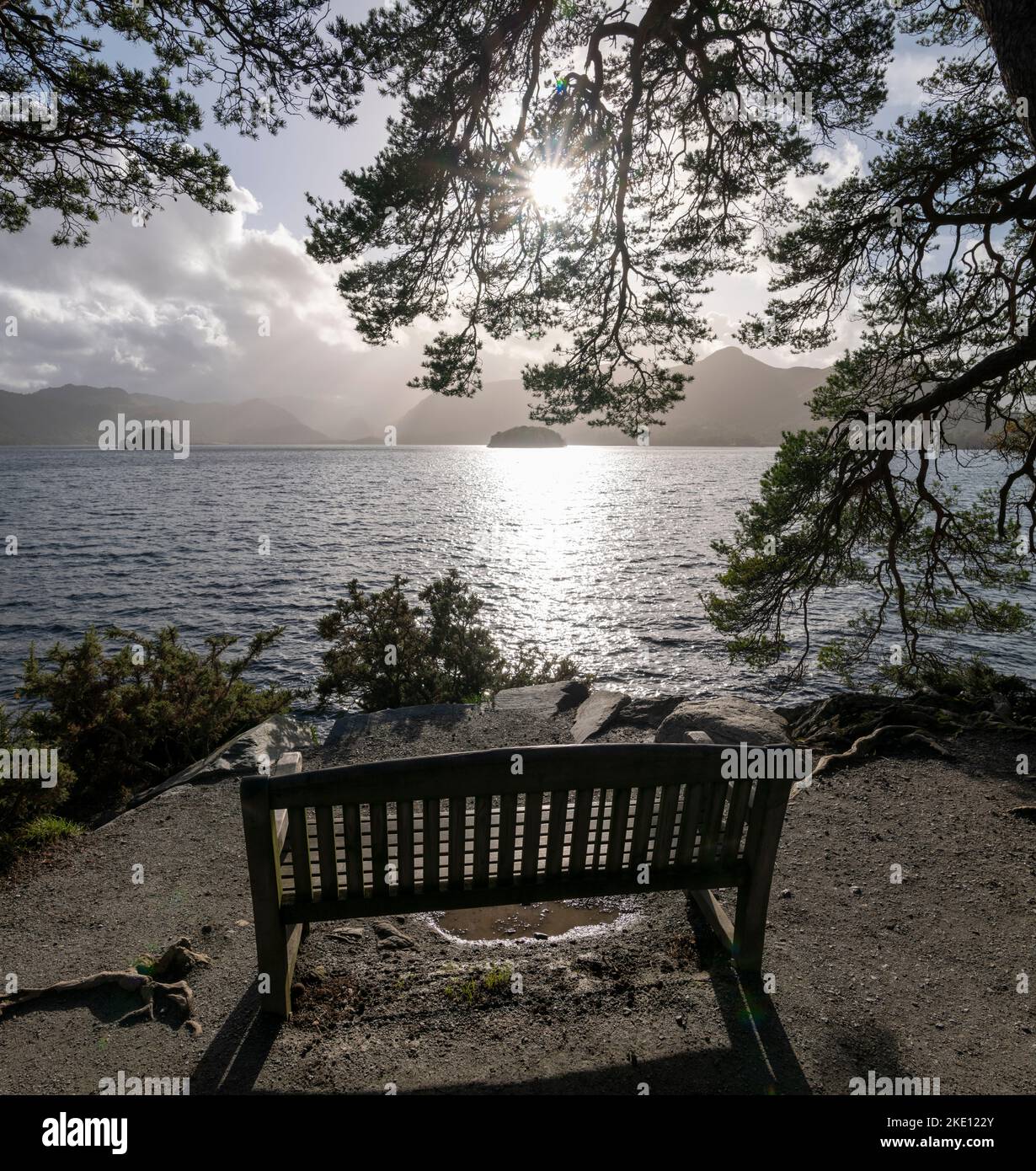 The famous bench at Friar's Crag, Keswick, English Lake District Stock ...