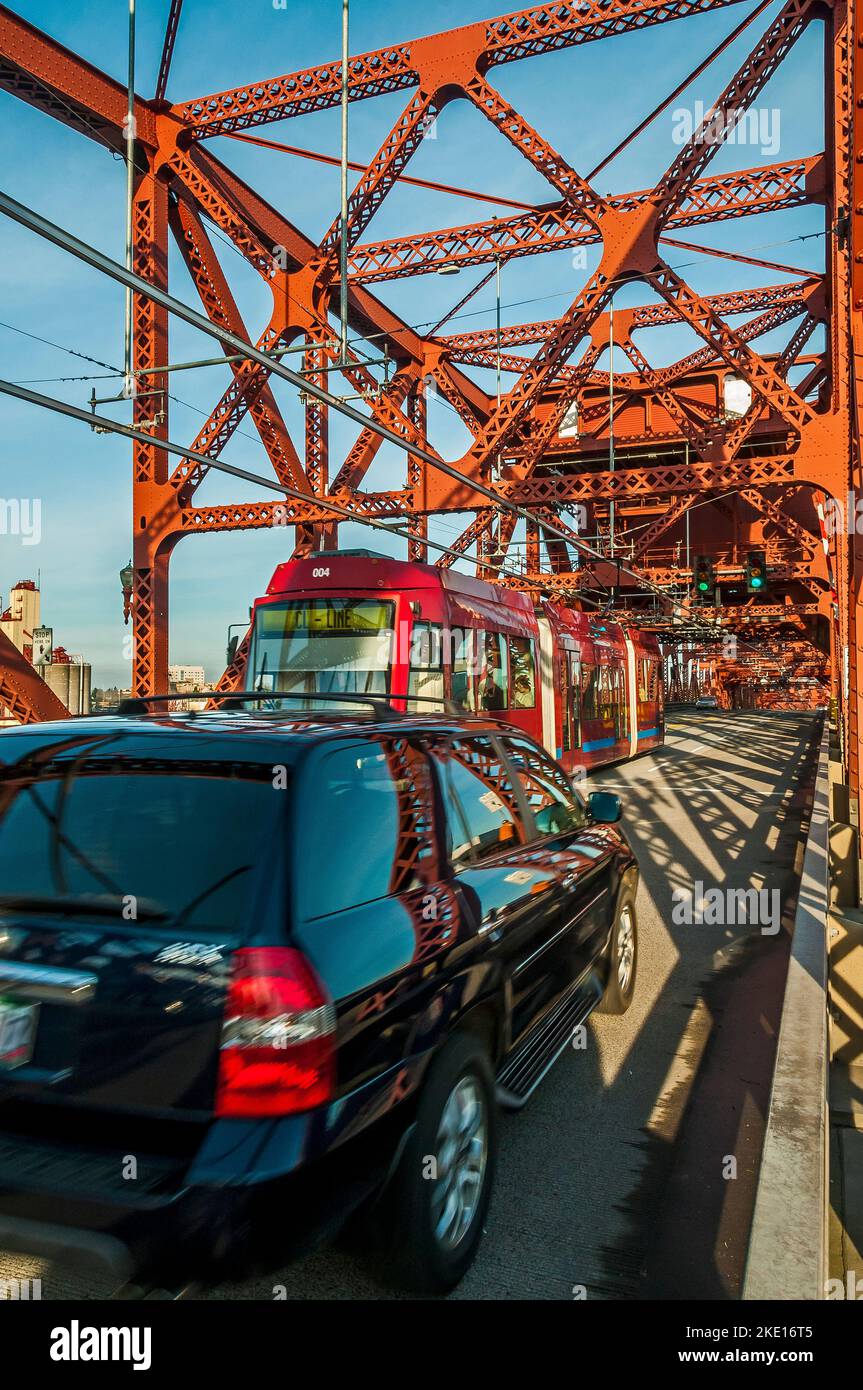 Rall type bascule bridge hi-res stock photography and images - Alamy