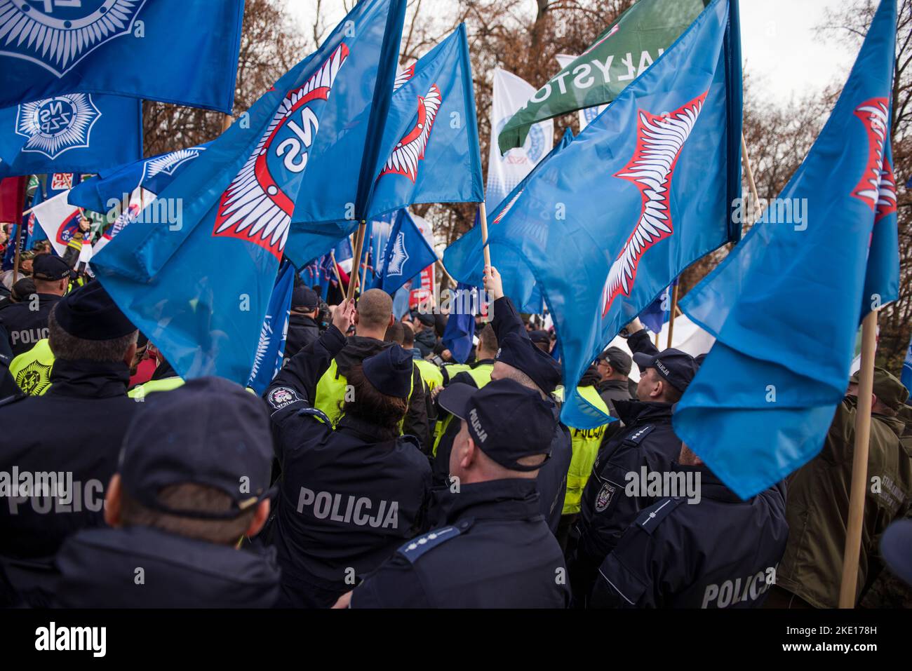 Warsaw, Poland. 09th Nov, 2022. Polish uniformed services' employees ...