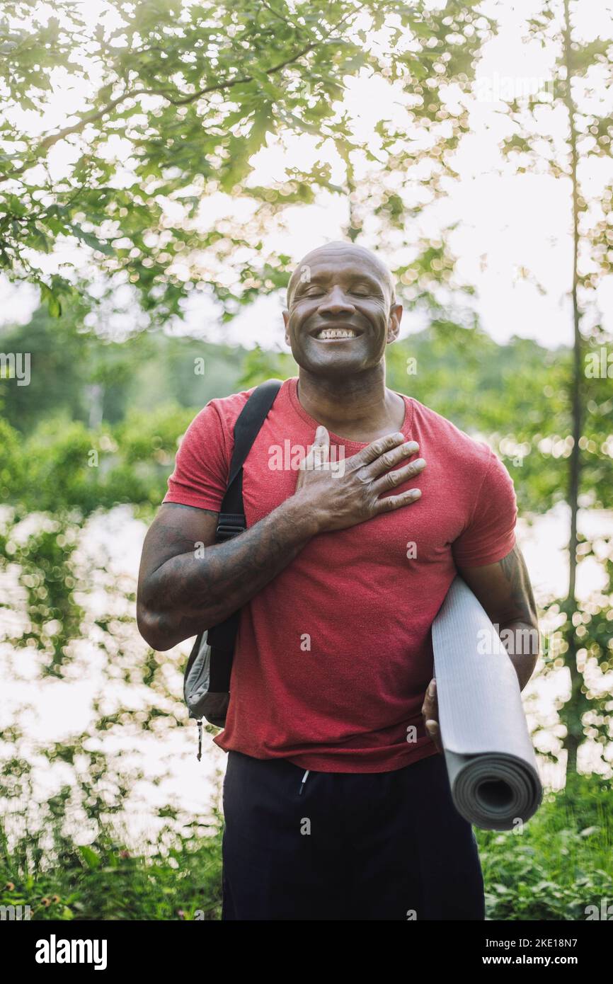 Hand at chest hi-res stock photography and images - Alamy