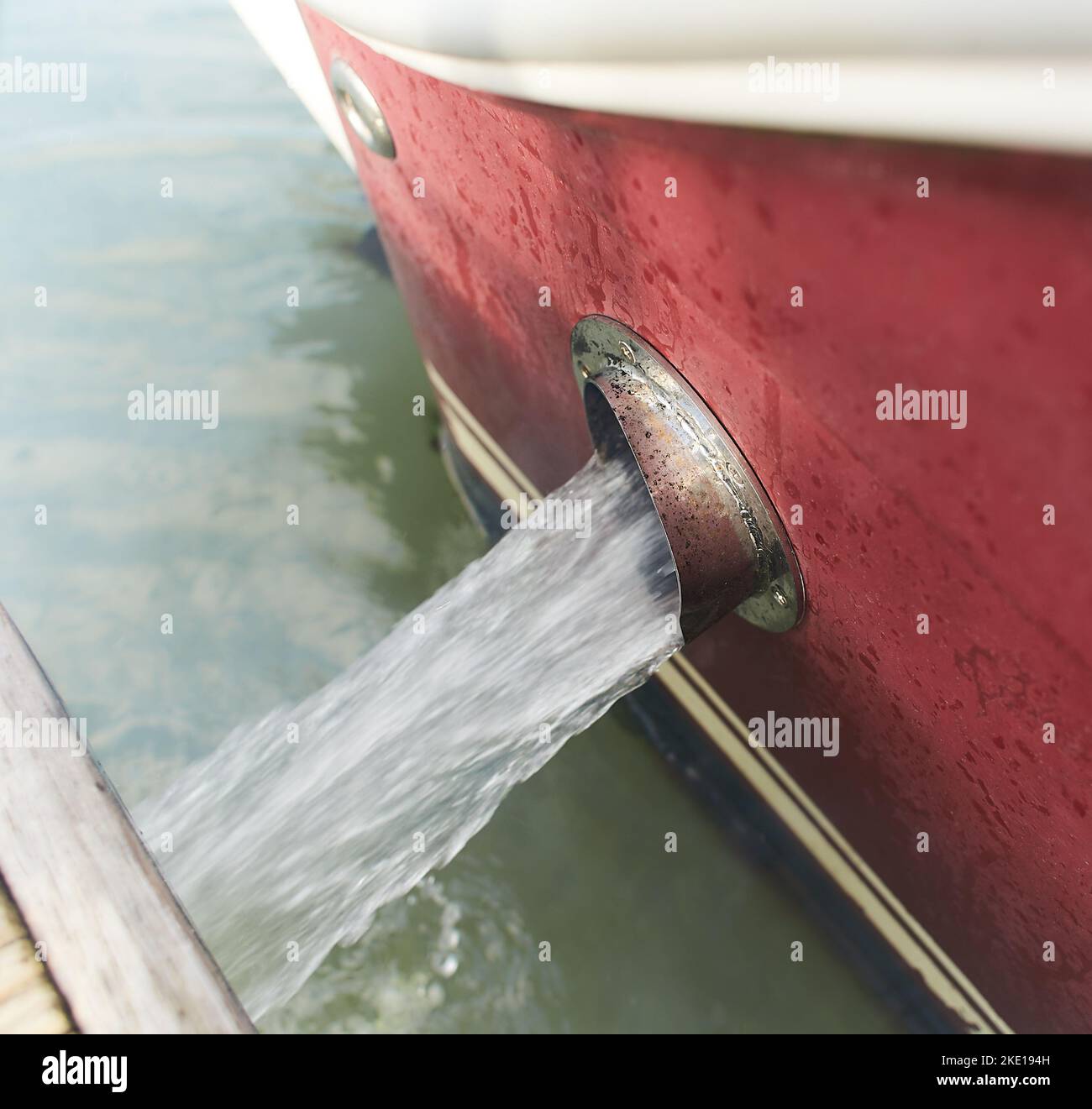Marine exhaust technology hi-res stock photography and images - Alamy