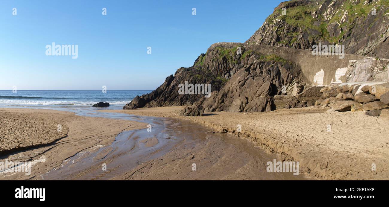 Beach near Slea Head on the Dingle Peninsula in Ireland with a clear ...
