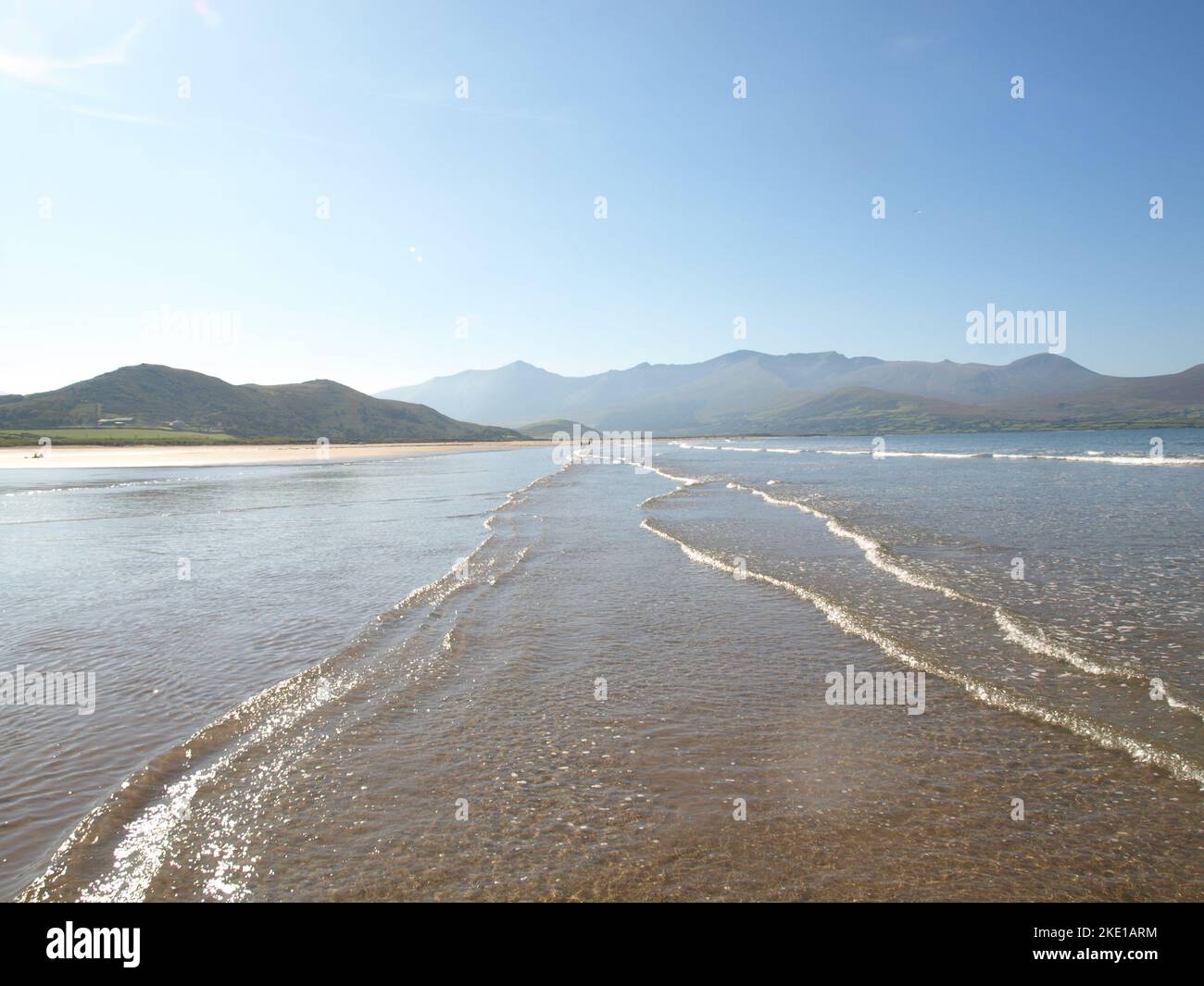 Fermoyle strand - beach on the northern side of the Dingle peninsula in ...
