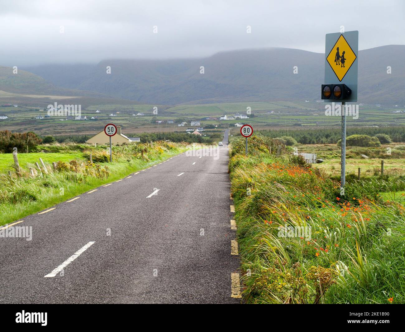 Speed limits ireland hi-res stock photography and images - Alamy