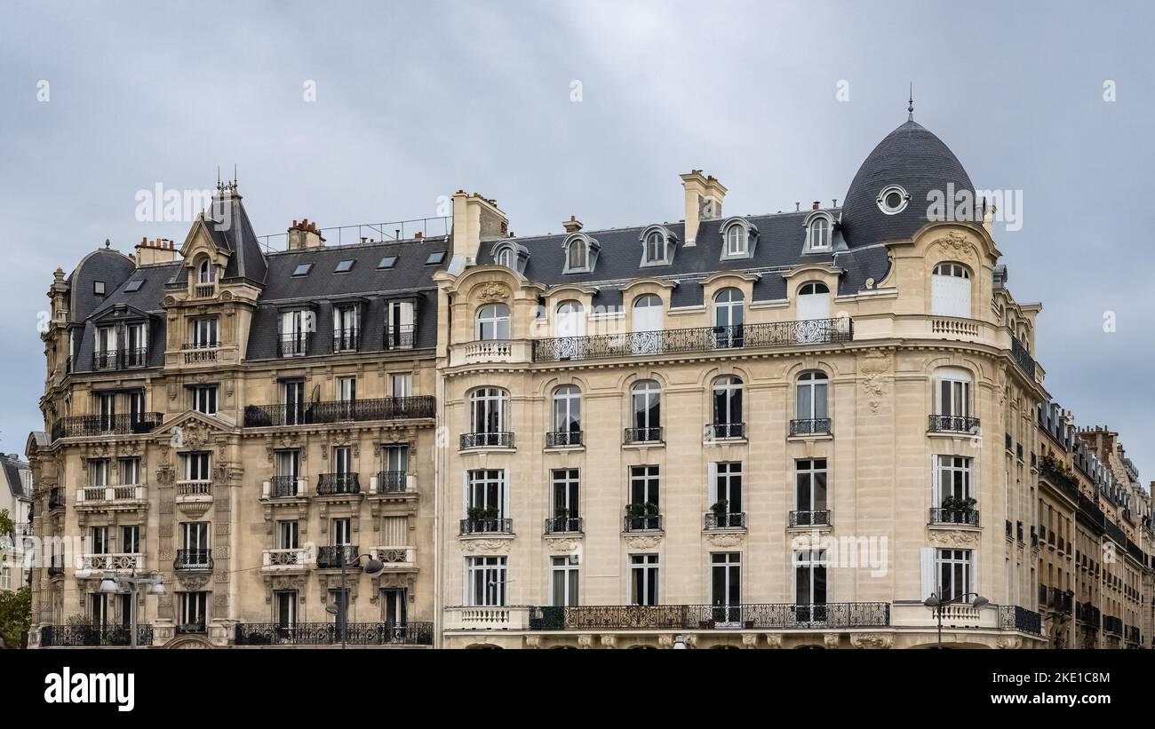 Paris, ancient building rue de Lyon, typical facades and windows Stock ...