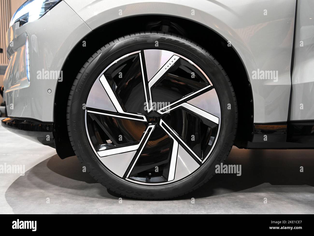 STOCKHOLM 20221109 Volvo EX90, Volvo Cars nya helt elektriska SUV ...