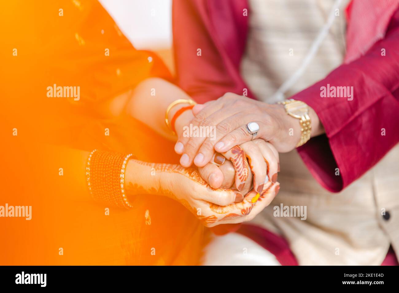 Hindu wedding ceremony. Details of a traditional Indian wedding ...