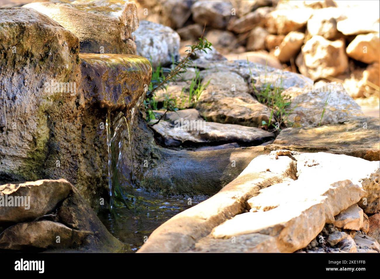 Fountain waterfall stone stairs hi-res stock photography and images - Alamy