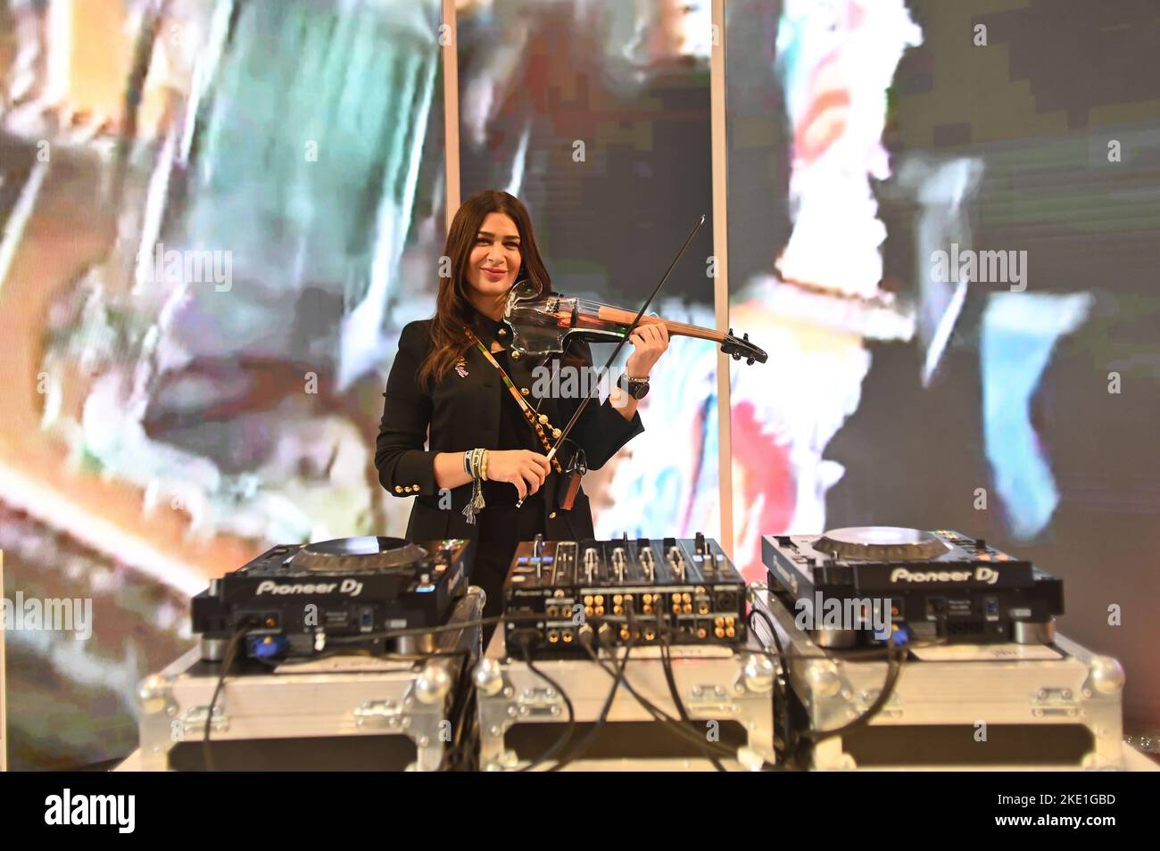 London, England, UK. 9th Nov, 2022. Kayan Musical artist performs at ...