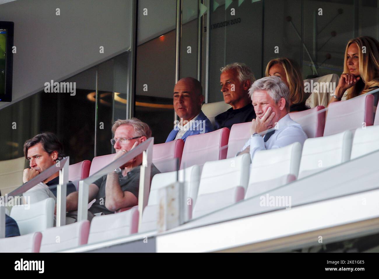 Management psv hi-res stock photography and images - Alamy