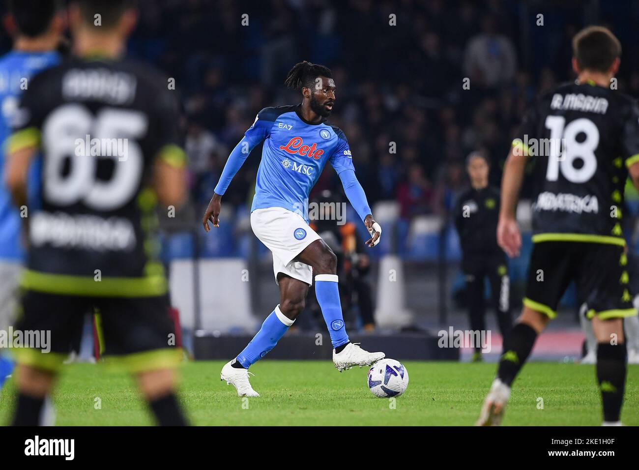 Andre-Frank Anguissa of SSC Napoli in action during the Serie A match ...