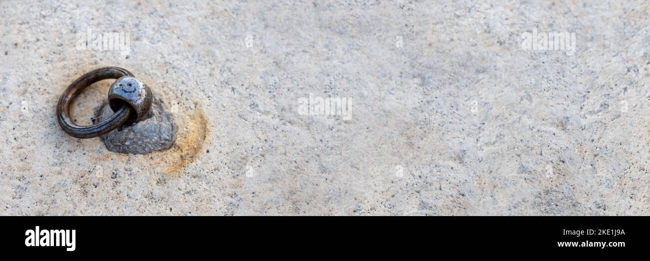 Tie boat to dock post hi-res stock photography and images - Alamy